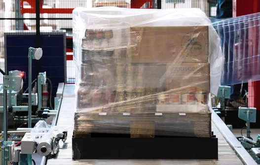 Robot S7 | Self propelled robot for stretch wrapping | Robopac