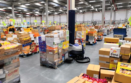 Robot S7 | Self propelled robot for stretch wrapping | Robopac