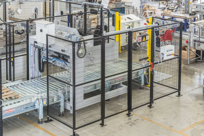 Ares - Single-column palletizer | Robopac